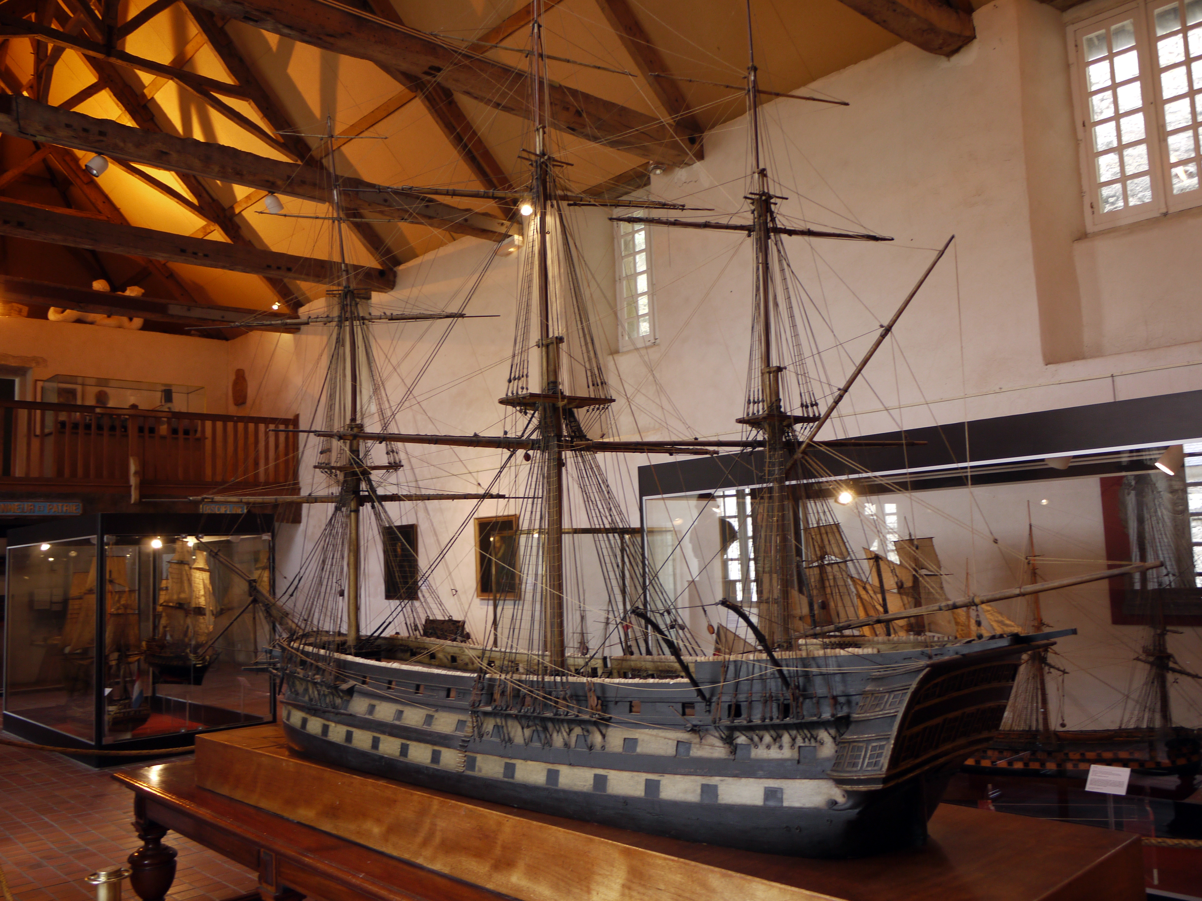 Découvrir le Morbihan : Port Louis et la rade de Lorient - Vacances ...